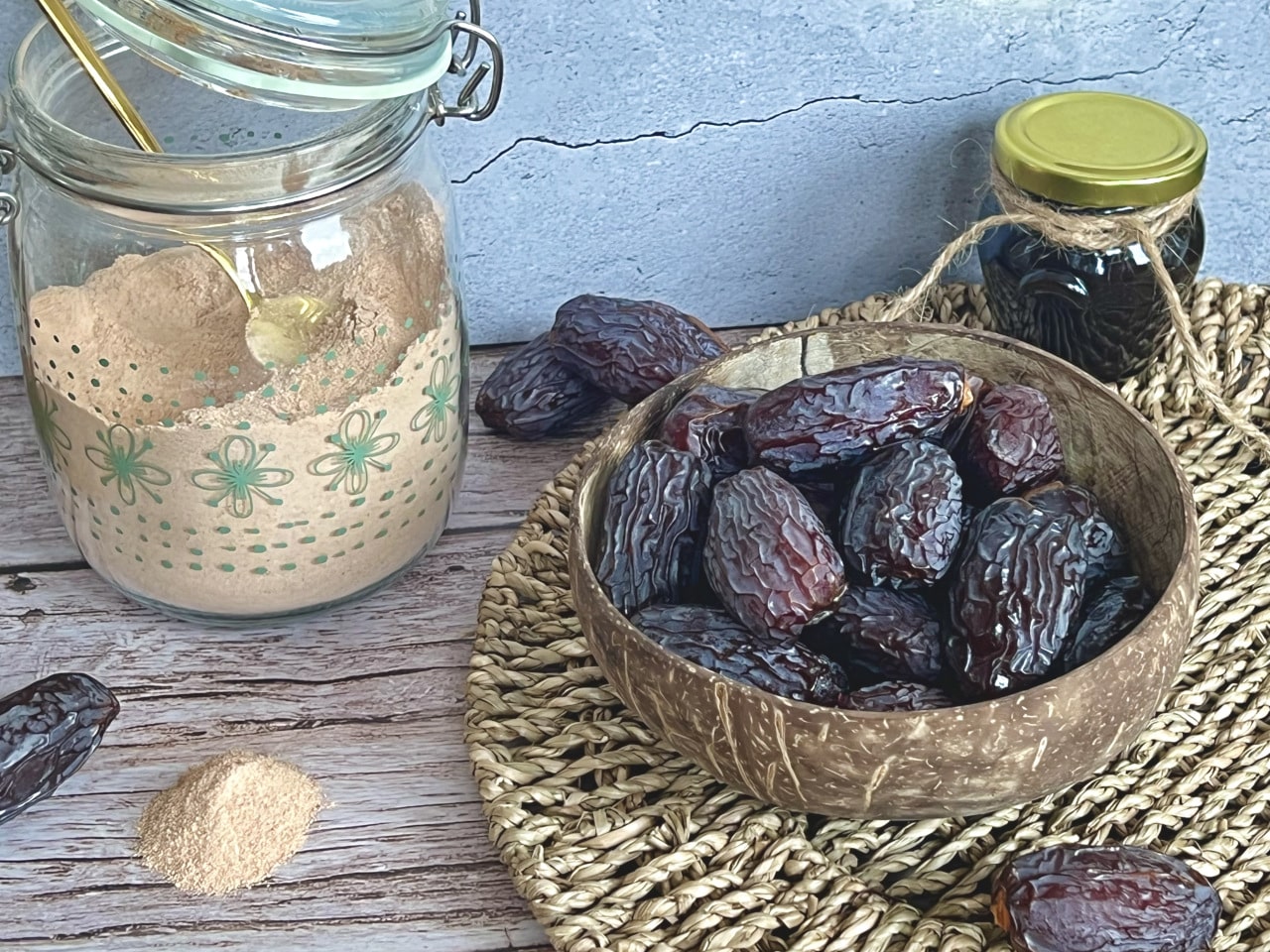 Datteln statt Zucker: Dattelsüße, die beste natürliche Alternative